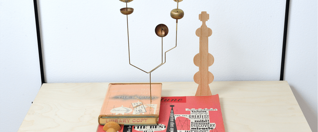 The Day of the Locust. The Language of Advertising | El tiempo en las ...