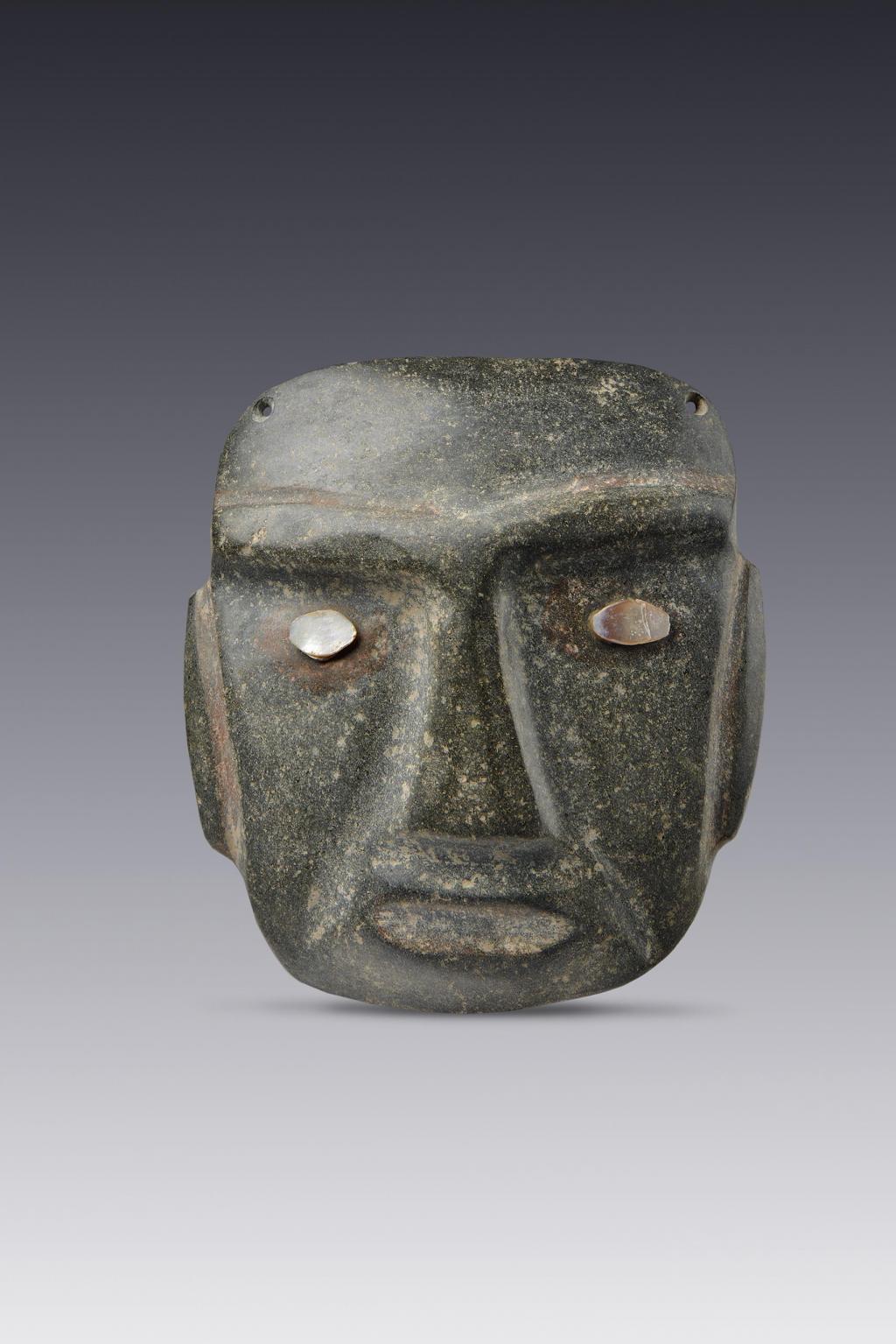 Máscara Mezcala antropomorfa de piedra verde | El México antiguo. Salas ...