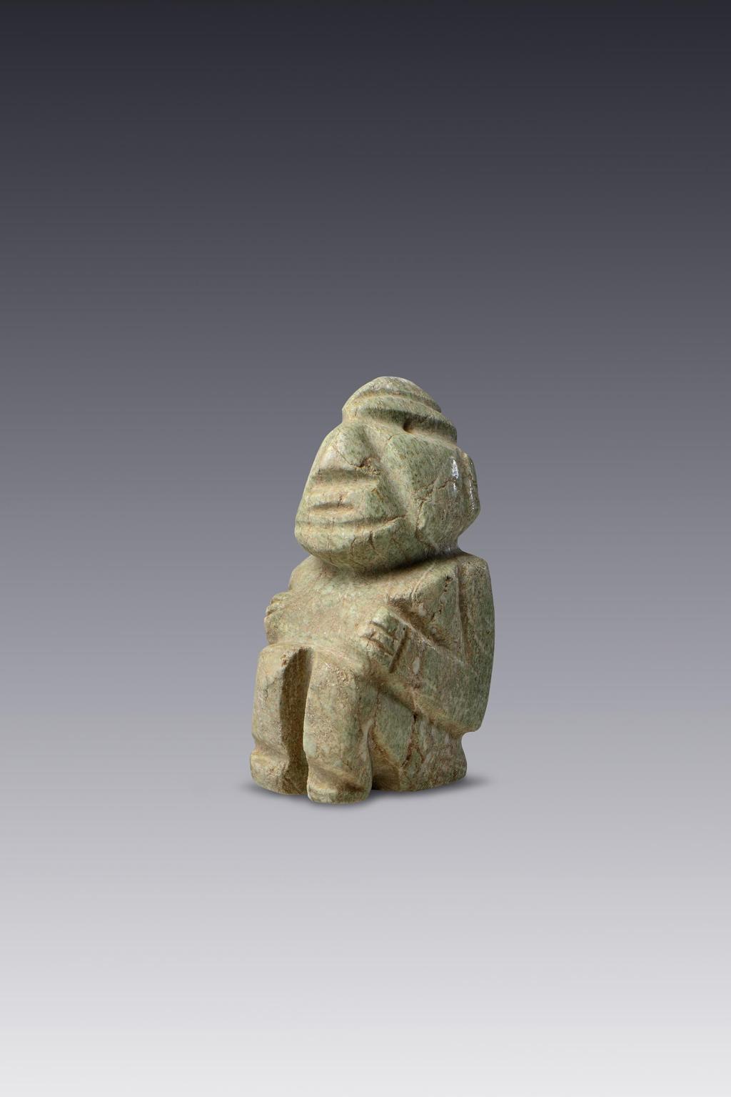 Figurilla antropomorfa sedente de estilo Mezcala | El México antiguo ...