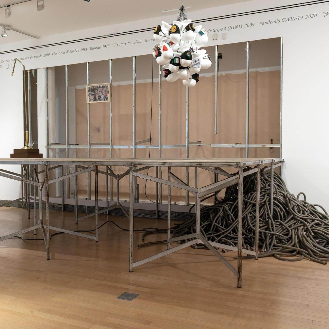 Vacíos de Estado | Jonathan Hernández. Instrucciones para vivir y ...